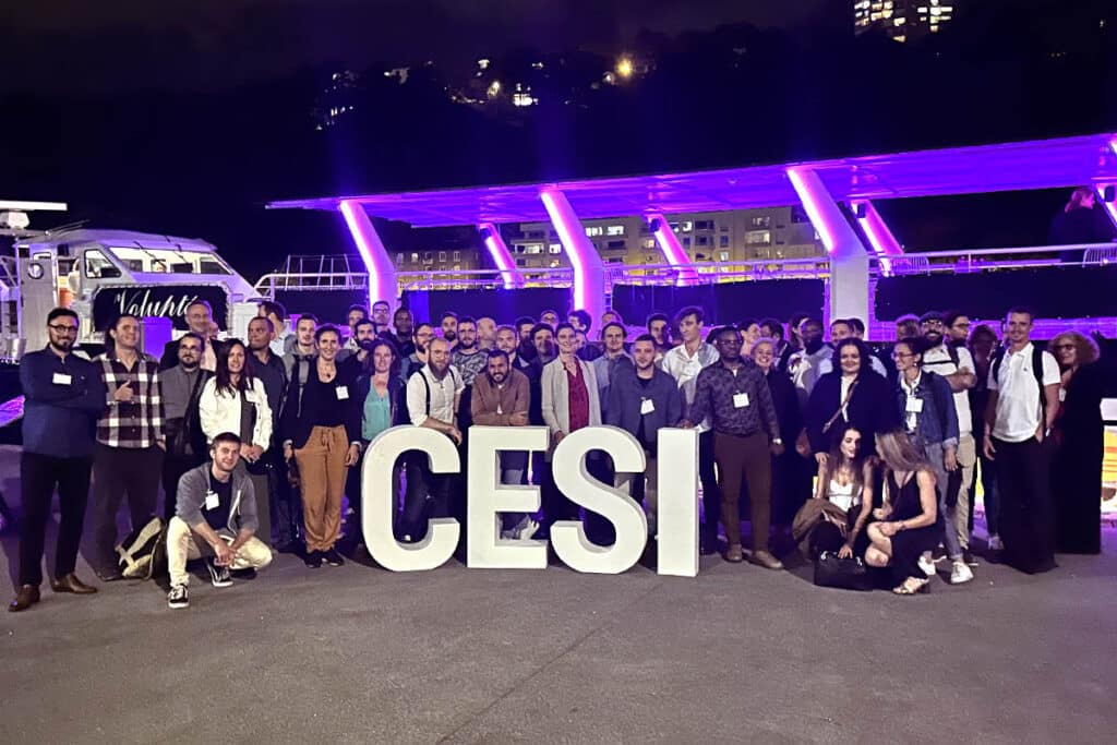 Nos alumni CESI profitent d'une croisière sur la Saône