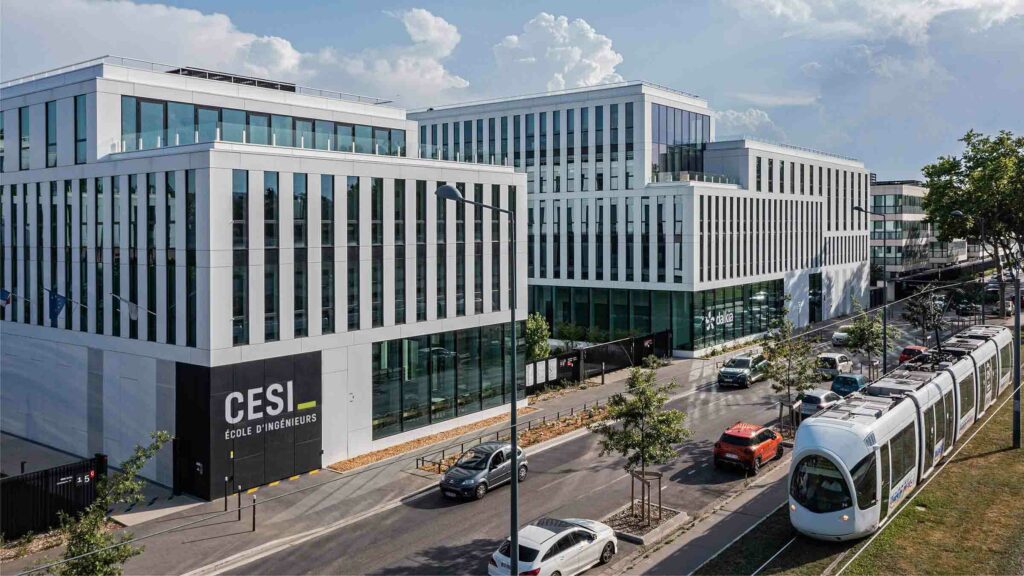 École d'informatique cybersécurité à Lyon en alternance - CESI